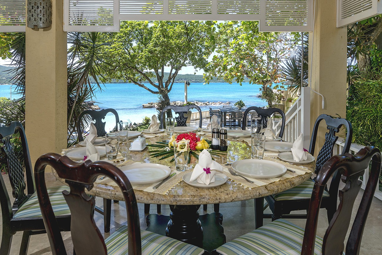 Sugar Bay on the Beach | 5 Bedroom Villa in Discovery Bay