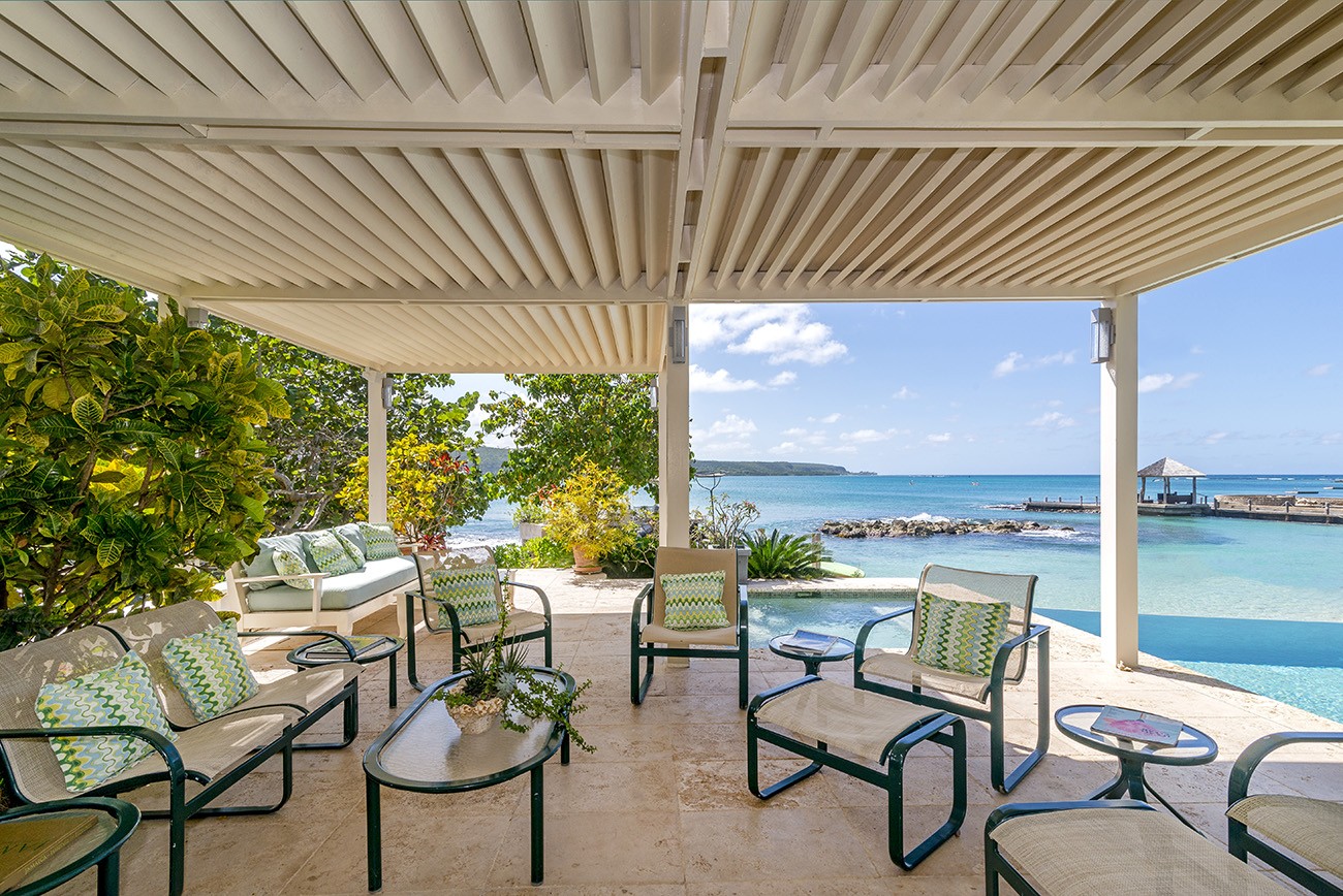 Sugar Bay on the Beach | 5 Bedroom Villa in Discovery Bay