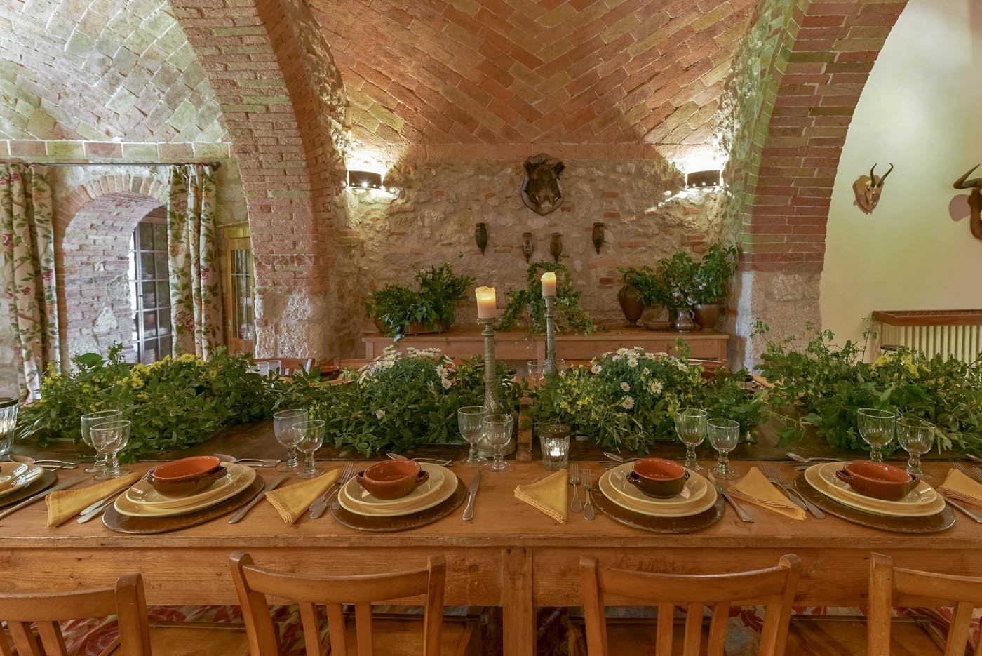 Aiola | 6 Bedroom Villa in Tuscany