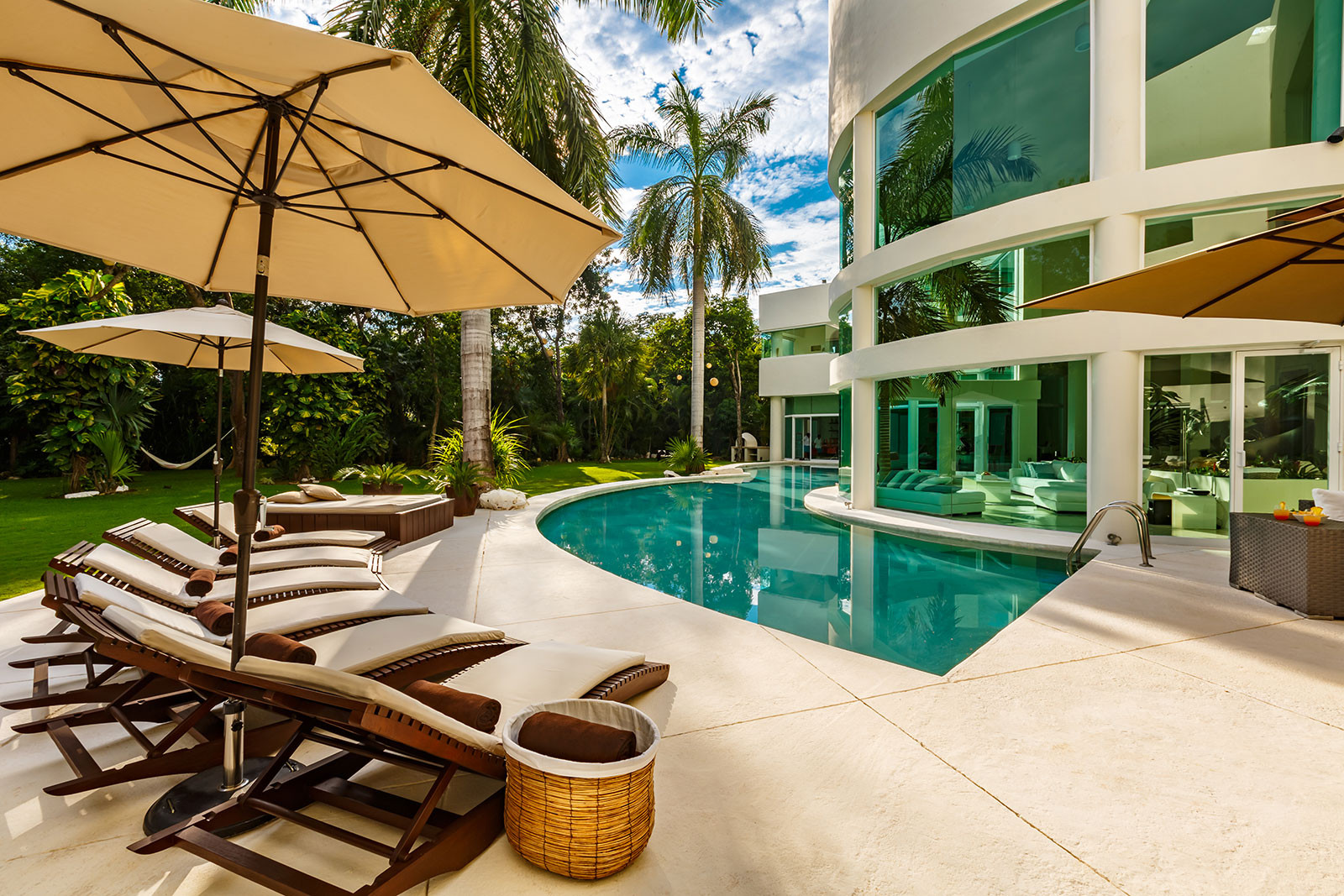 Aqua | 5 Bedroom Villa in Playa Del Carmen