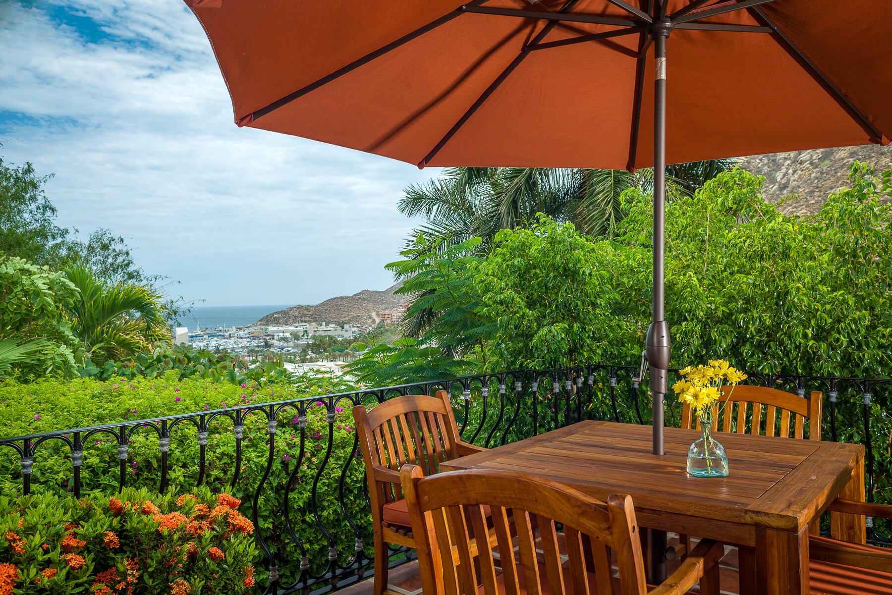 Casa Connie | 6 Bedroom Villa in Cabo San Lucas