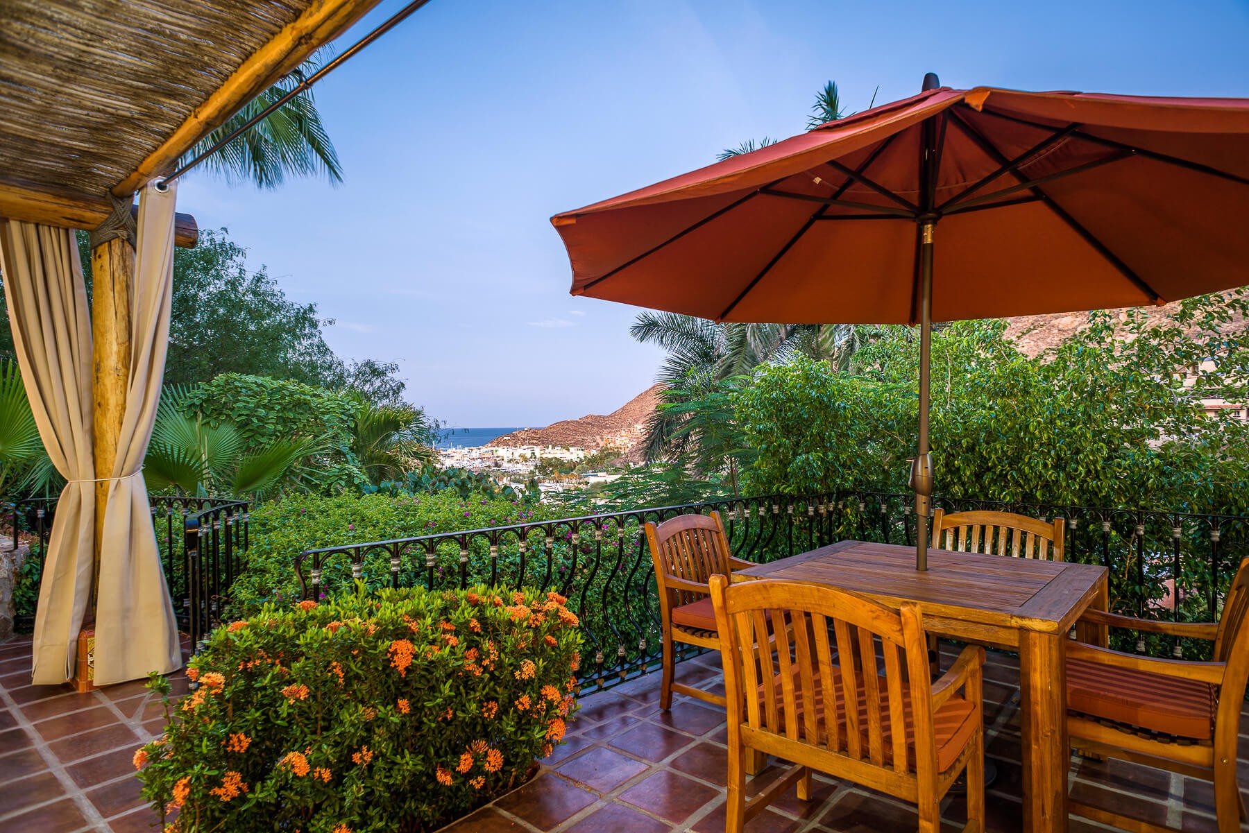 Casa Connie | 6 Bedroom Villa in Cabo San Lucas