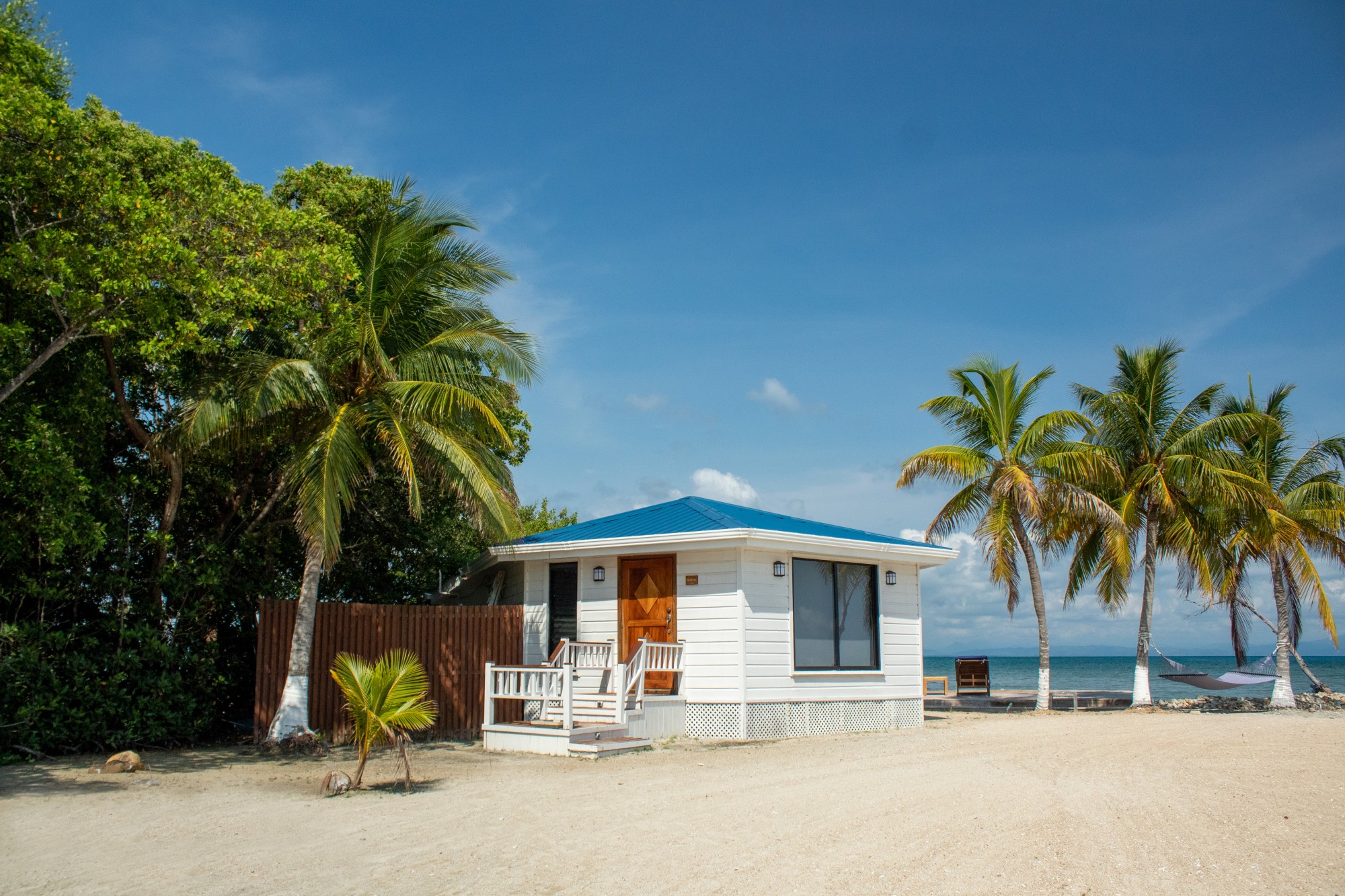 Royal Belize | 6 Bedroom Villa in Dangriga