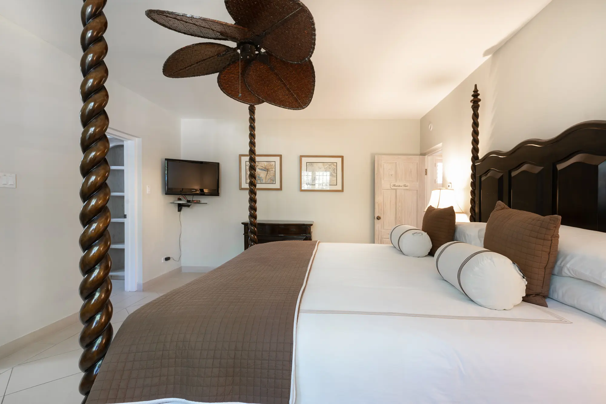Aliseo | 9 Bedroom Villa in St. James